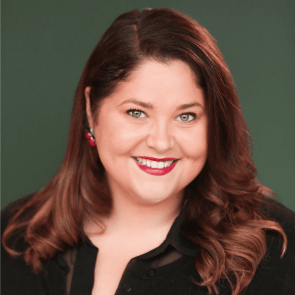 Amber Linde - The Second City