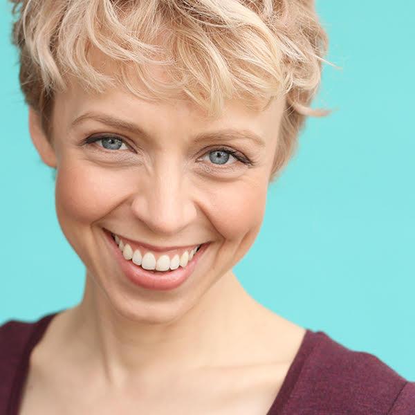 Kelly Marie Moore - The Second City